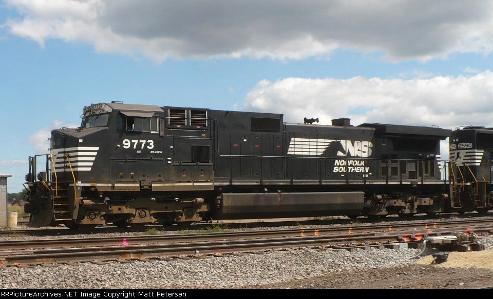 NS 9773
